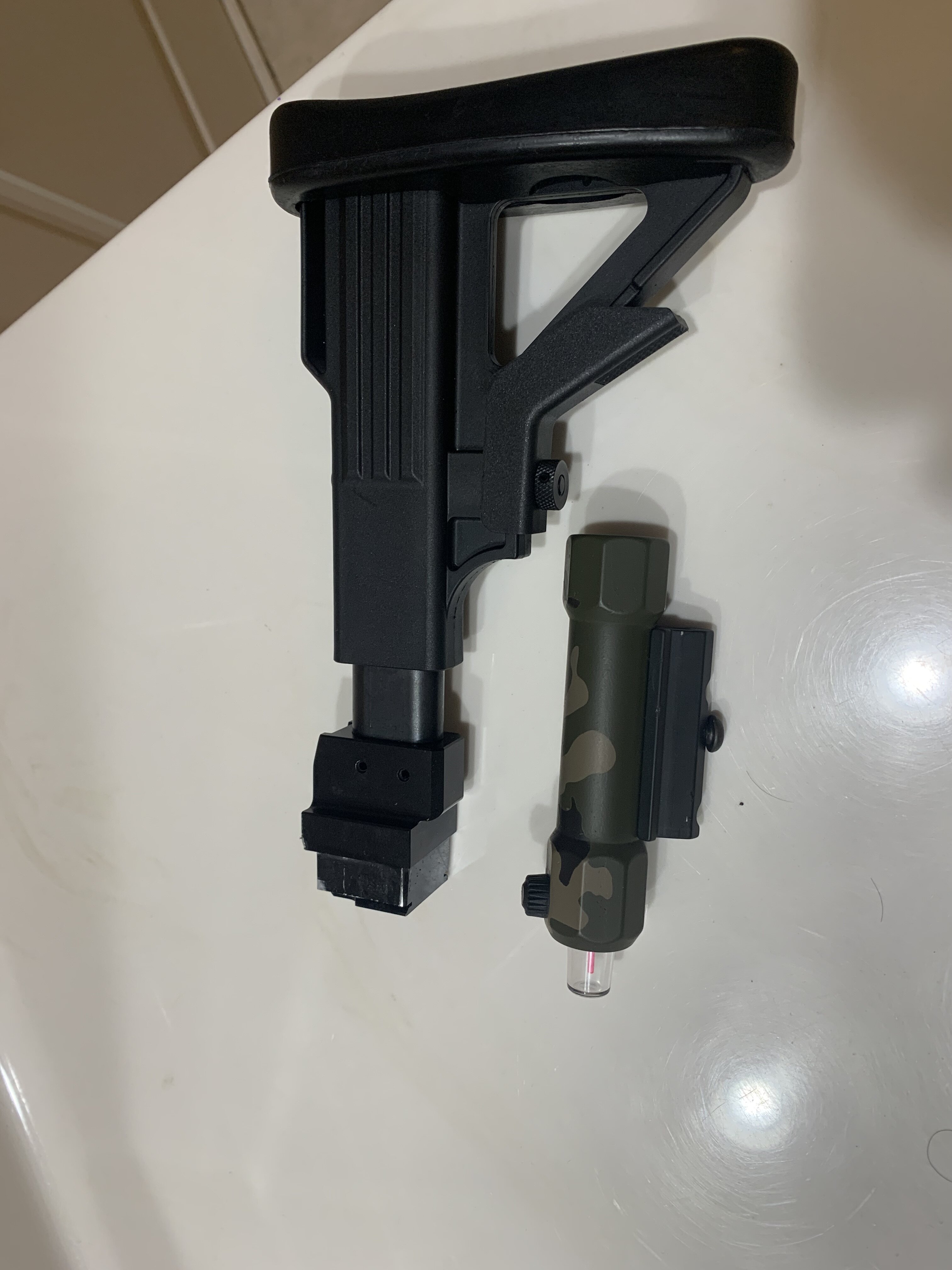 Beryl collapsible stock and armson oeg retro m16 sight | Combloc Market