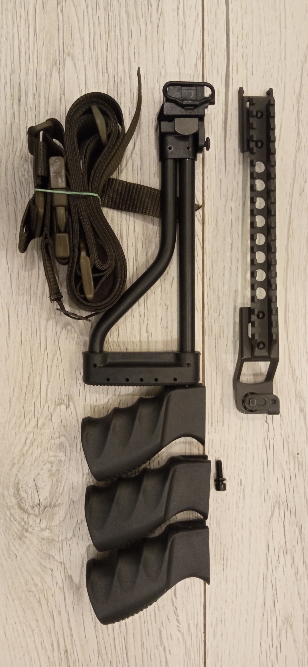 Beryl folding stock with original mounting screws.Beryl picatinny optic ...