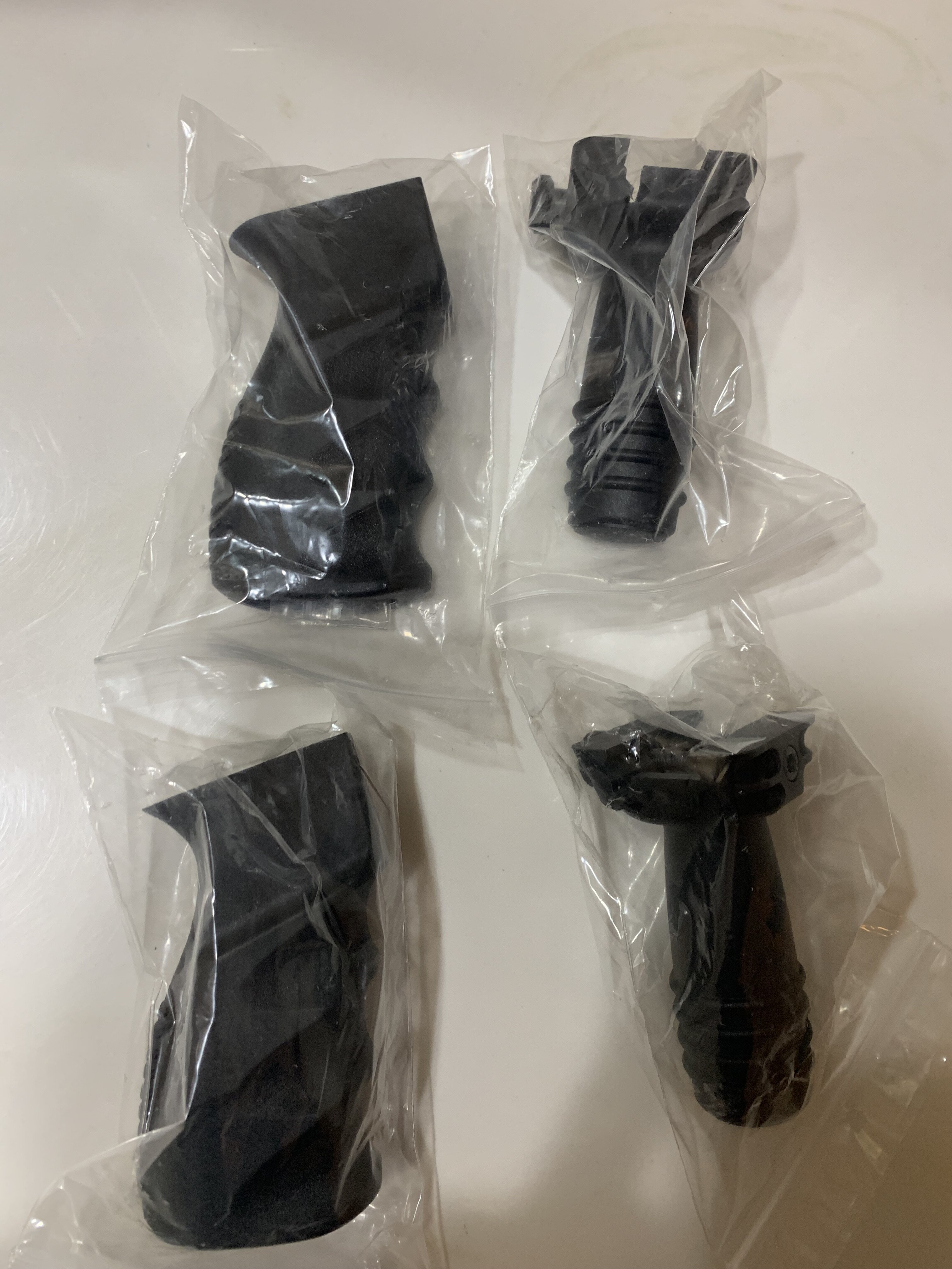 Beryl pistol/ vertical grip | Combloc Market