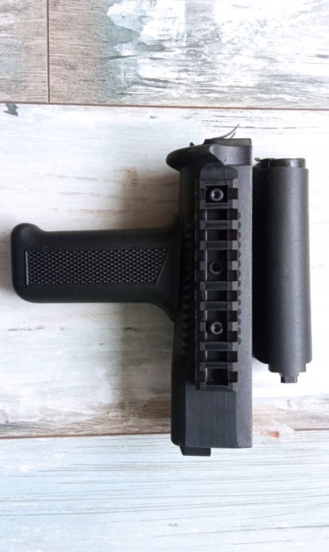 NOS Beryl wz.96 lwr Handguard w/Vertical Grip (picatinny rails on both ...