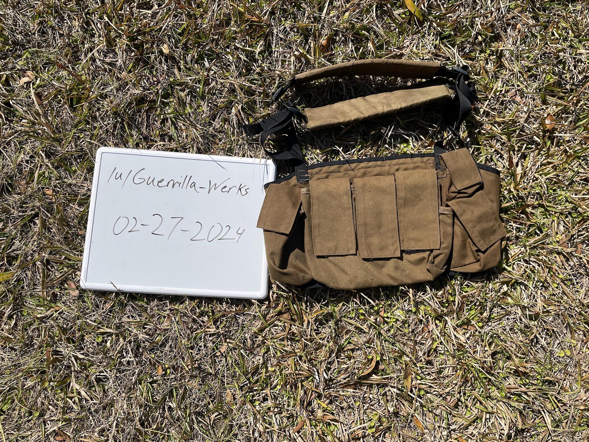 SOUTH AFRICAN DEFENSE FORCE PAT 83 CHEST RIG | Combloc Market