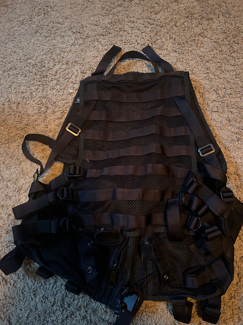 SPOSN Strike load bearing assault molle vest | Combloc Market