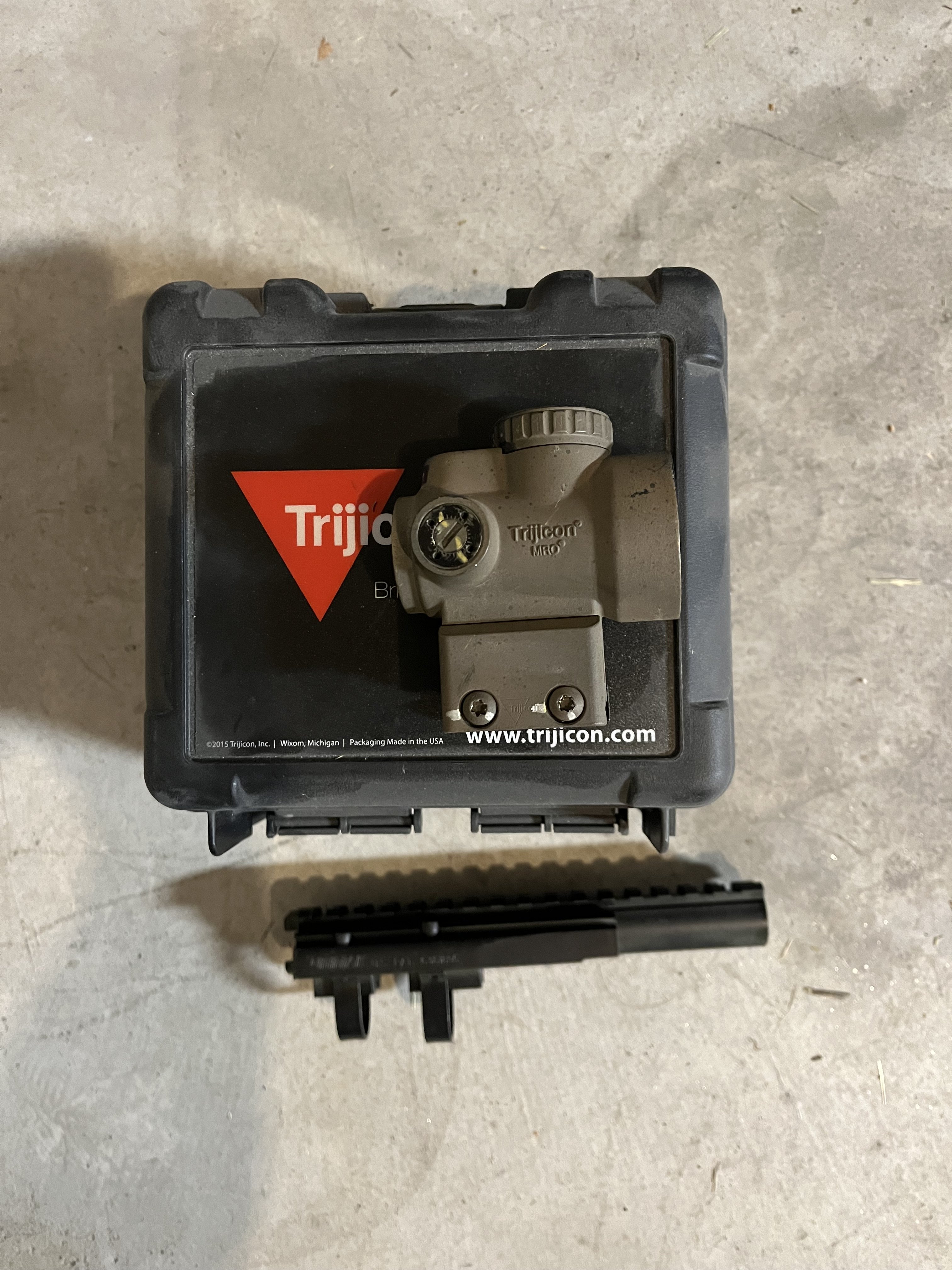 Trijicon MRO red dot + Ultimak AKM Rail | Combloc Market